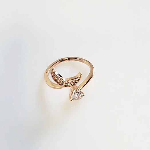 Rose Gold Mermaid Tail Ring | Pretty Fab Things